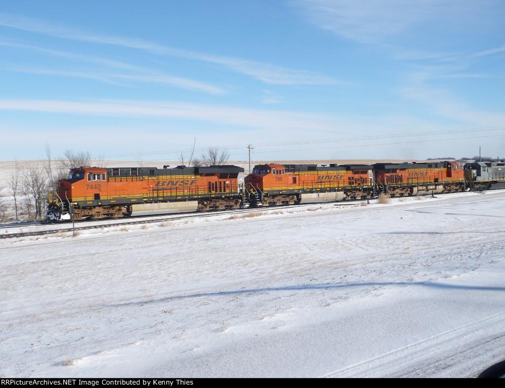 BNSF 7440